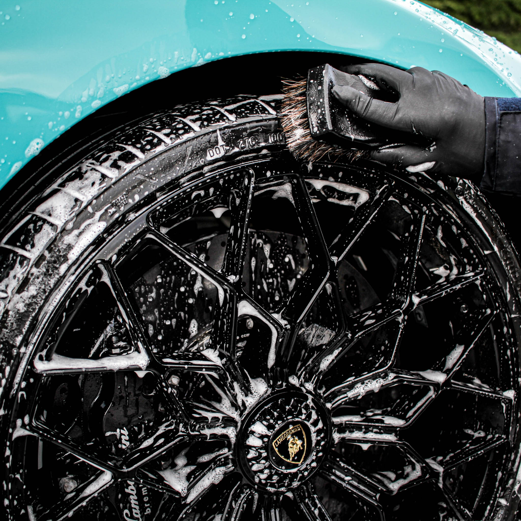 Tyre Scrubbing Brush - The Surface Lab